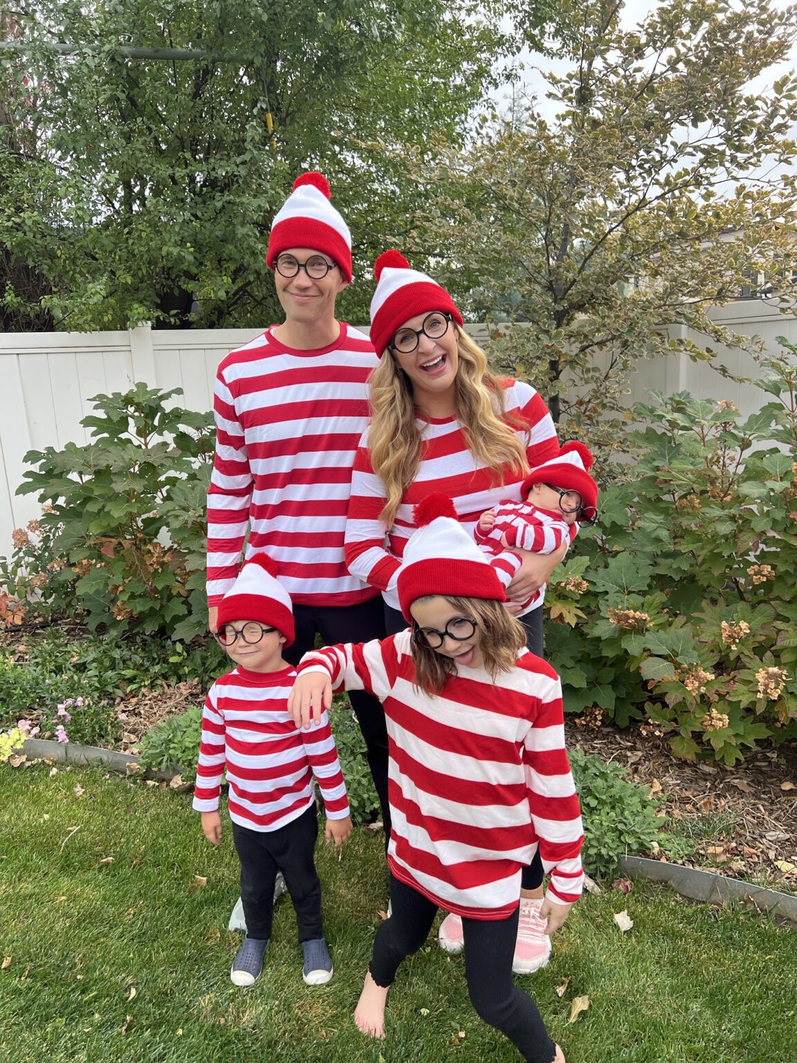 Where’s Waldo Family Costume - Twin Tested