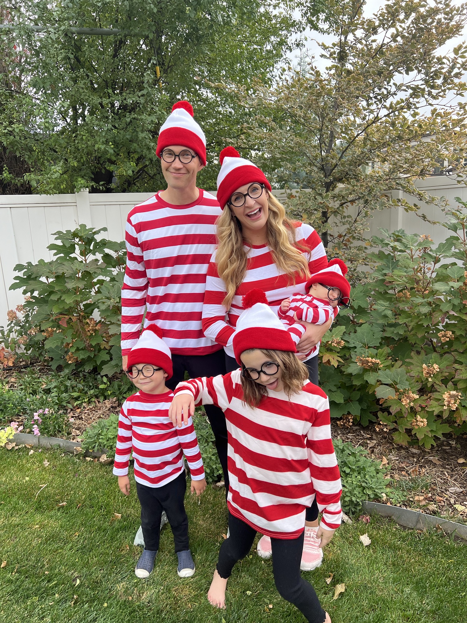 Where’s Waldo Family Costume - Twin Tested